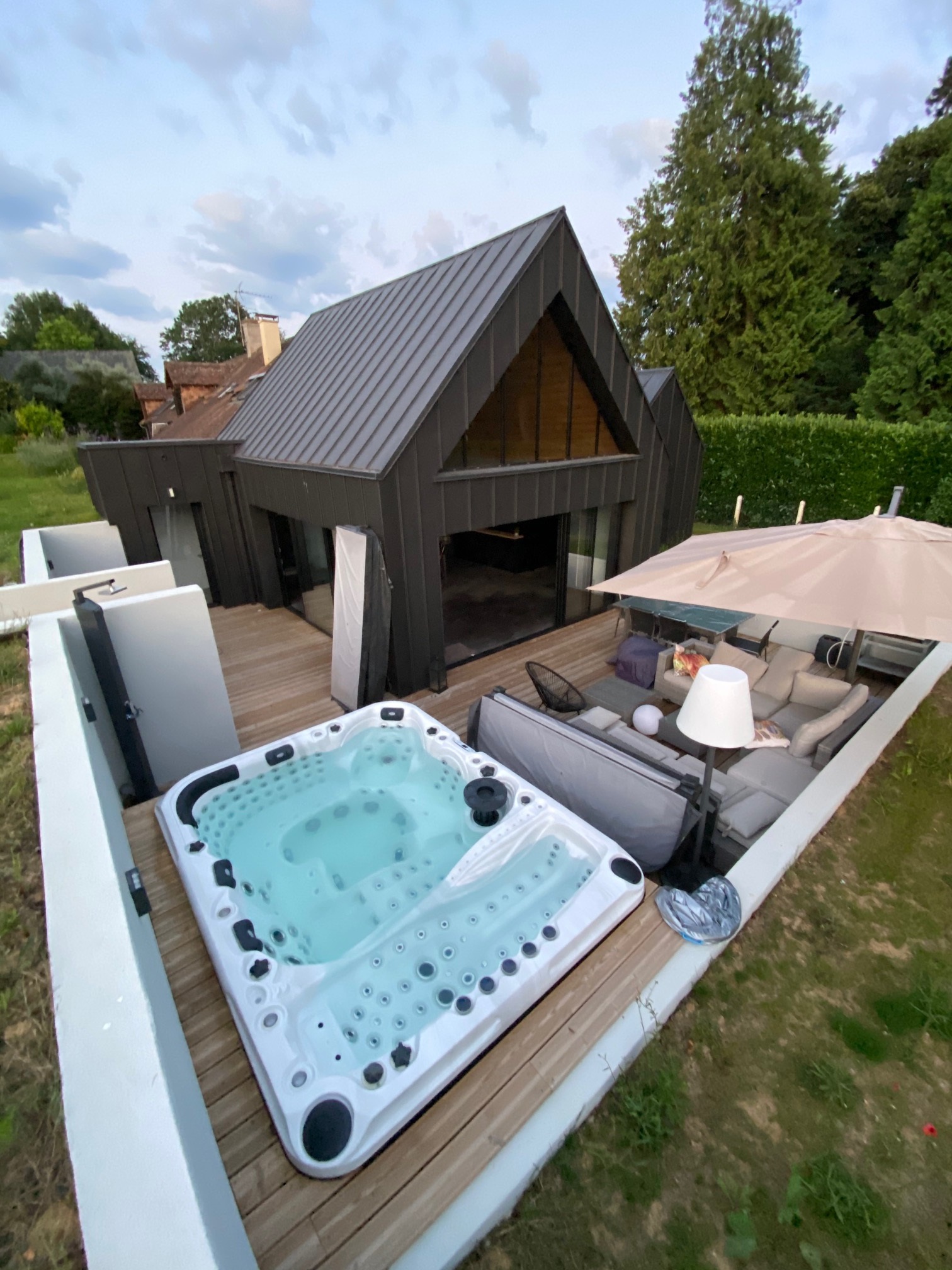 Prix d'un jacuzzi extérieur - Spa Alina